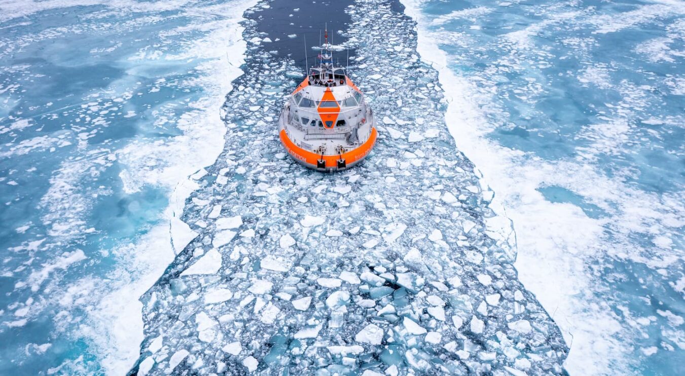 Sea ice: definition, formation, climatic role and impact of global warming